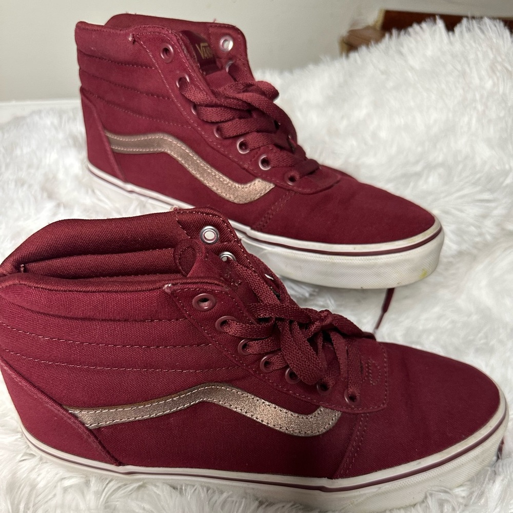 Vans Burgundy And Rose Gold Hi-Top Sneakers. Very Gen… - Gem